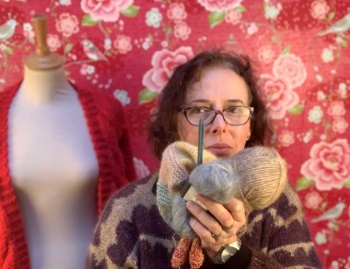 How to Knit with holding 2 strands of yarn together Timeless