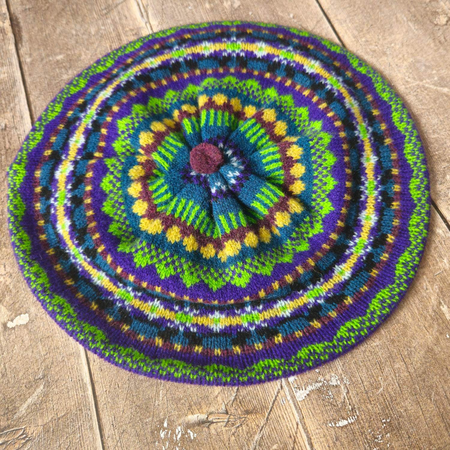 Eribe Alloa Beret Sirius Timeless