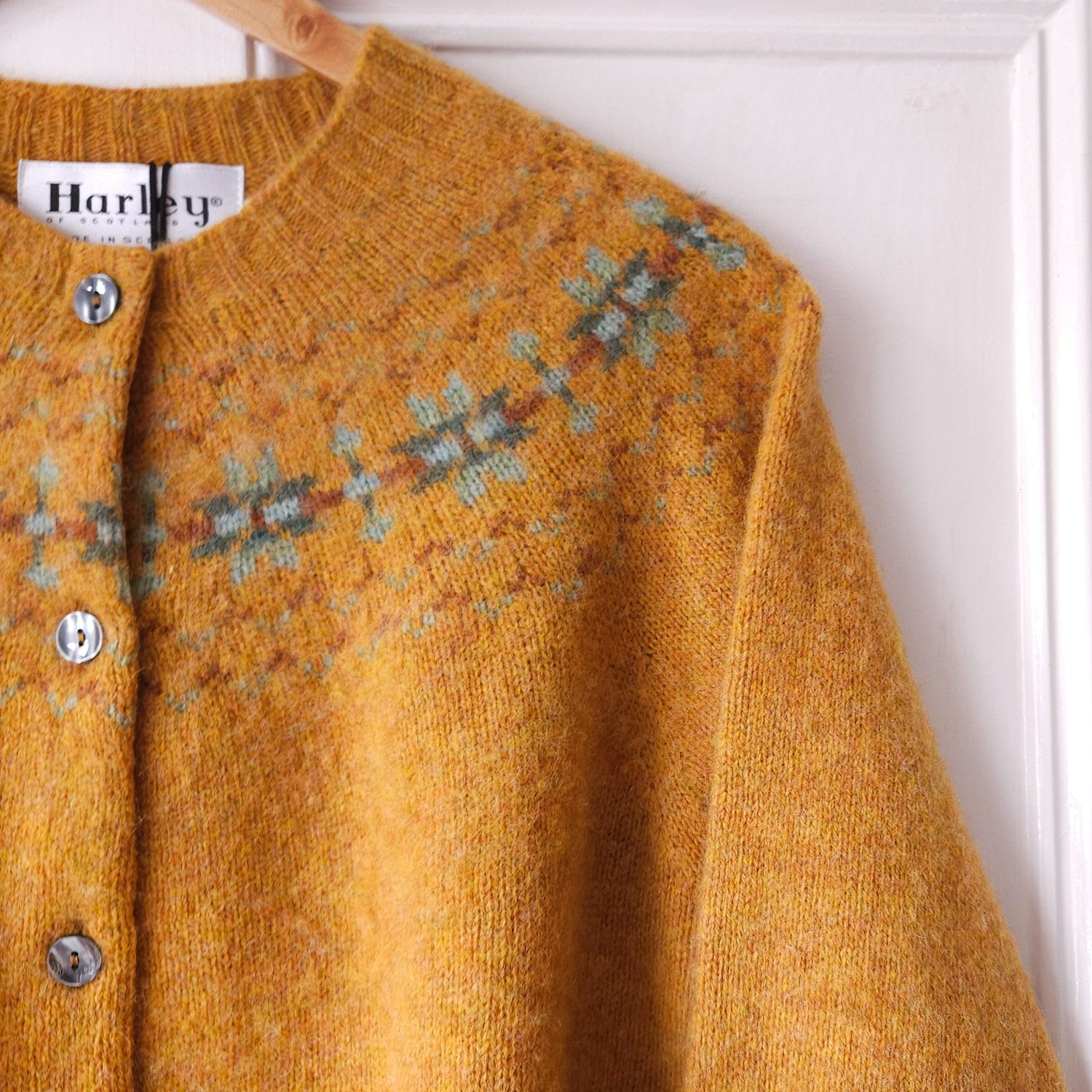 Harley of Scotland brushed wool short boxy cardigan - gold Timeless