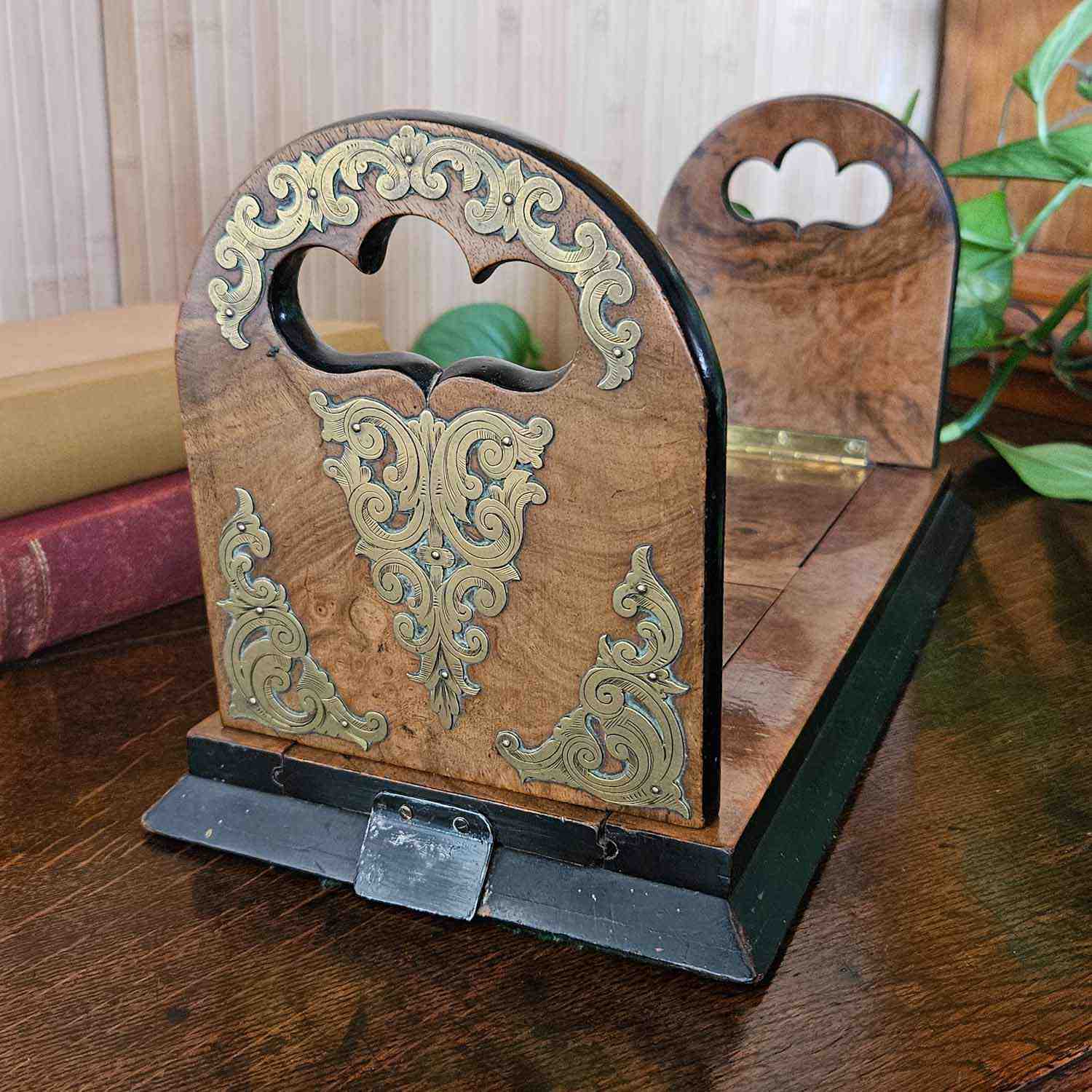 Victorian Burr Walnut and Brass Book Slide with a name plate Timeless